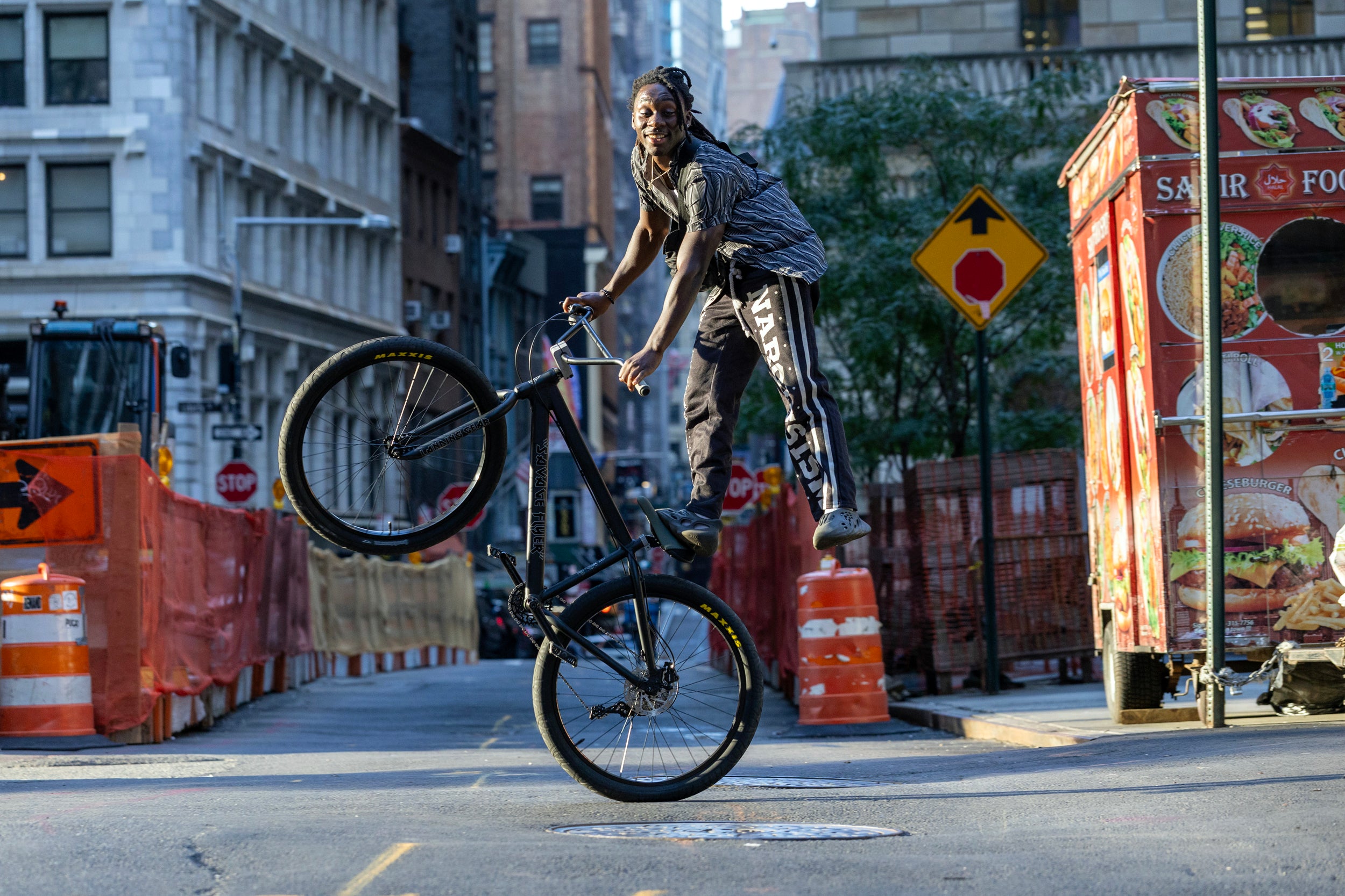 Savage Flyer 27.5" – SE BIKES Powered By BikeCo